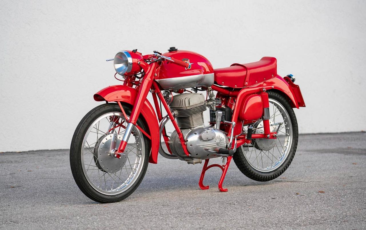 Mv Agusta Cs Sport De Vendre Moto Ancienne De Collection