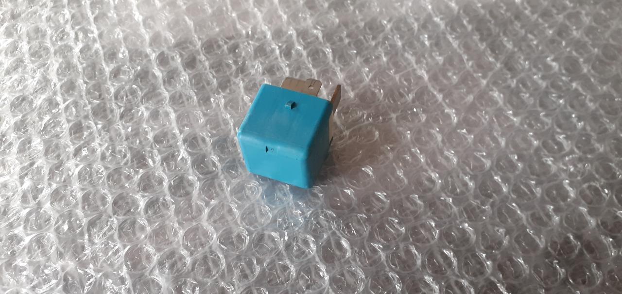 Relais Denso Toyota 90987-04010 156700-2550 à vendre