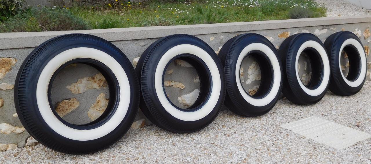 Pneu collection flanc blanc 6,40 x 13 à vendre