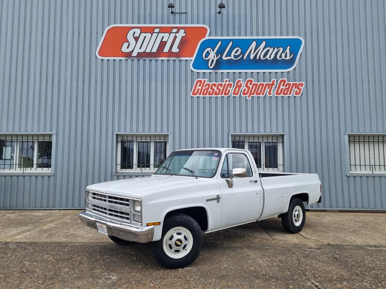 Chevrolet C10 C20 Custom Deluxe de 1985 à vendre - voiture ancienne de ...