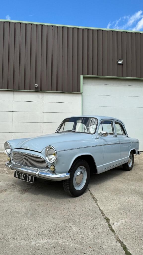 Simca Aronde de collection à vendre - Annonces lesAnciennes