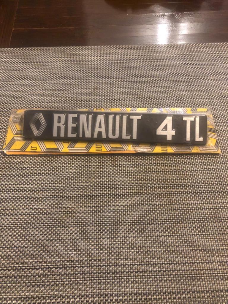Emblème insigne logo RENAULT 4 (R4) tl à vendre