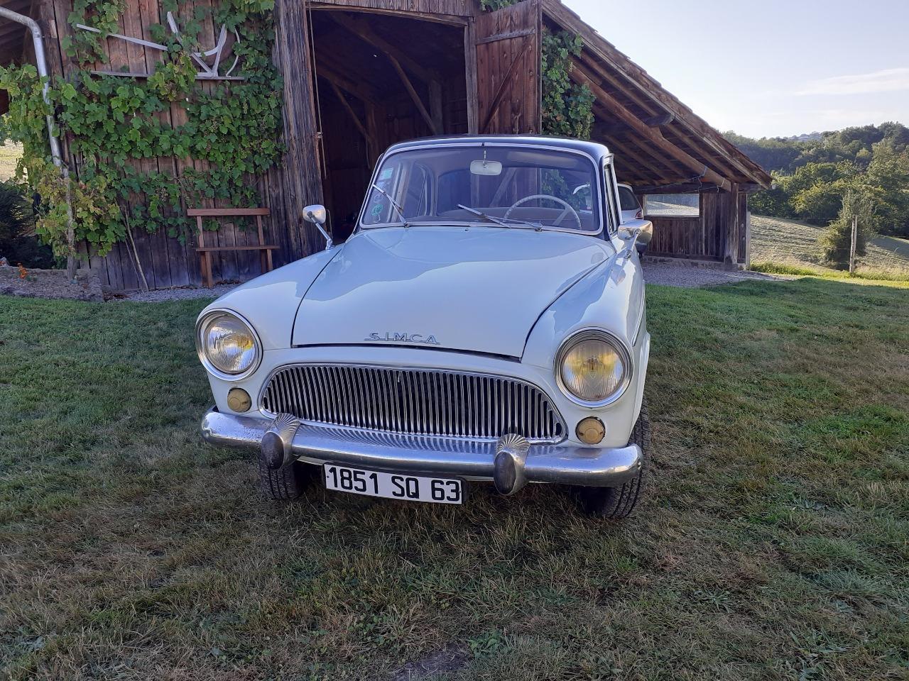 Simca Aronde Aronde Elysée de 1962 à vendre - voiture ancienne de ...