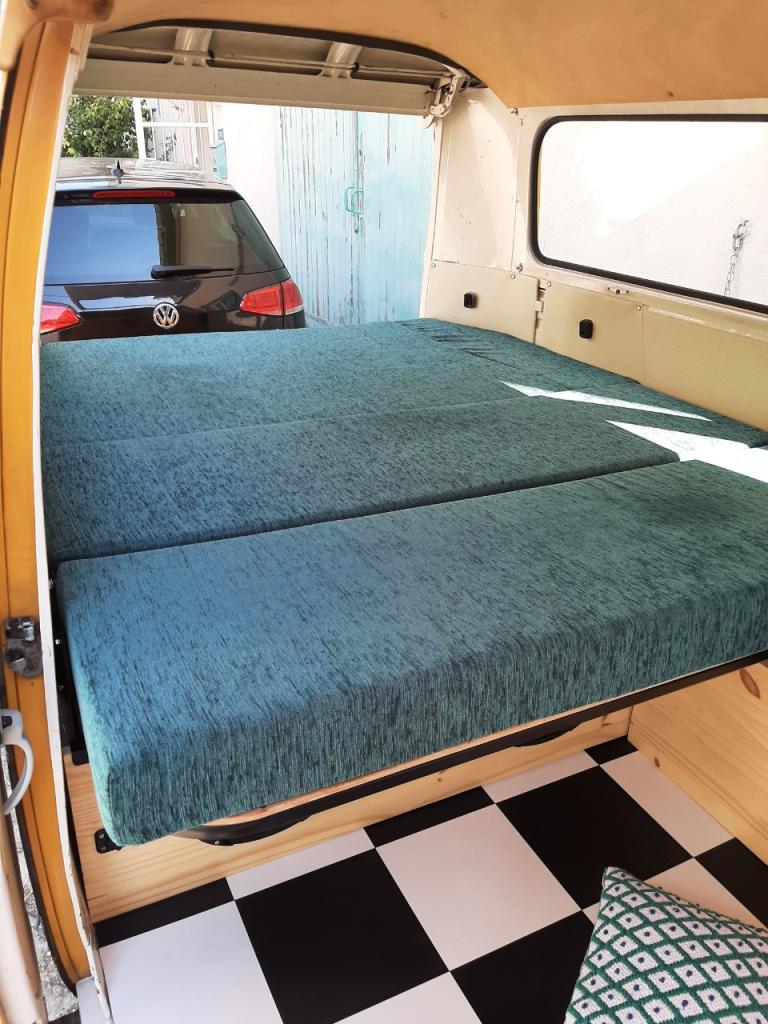 Volkswagen Combi T2B de 1977 à vendre - utilitaire ancien de collection