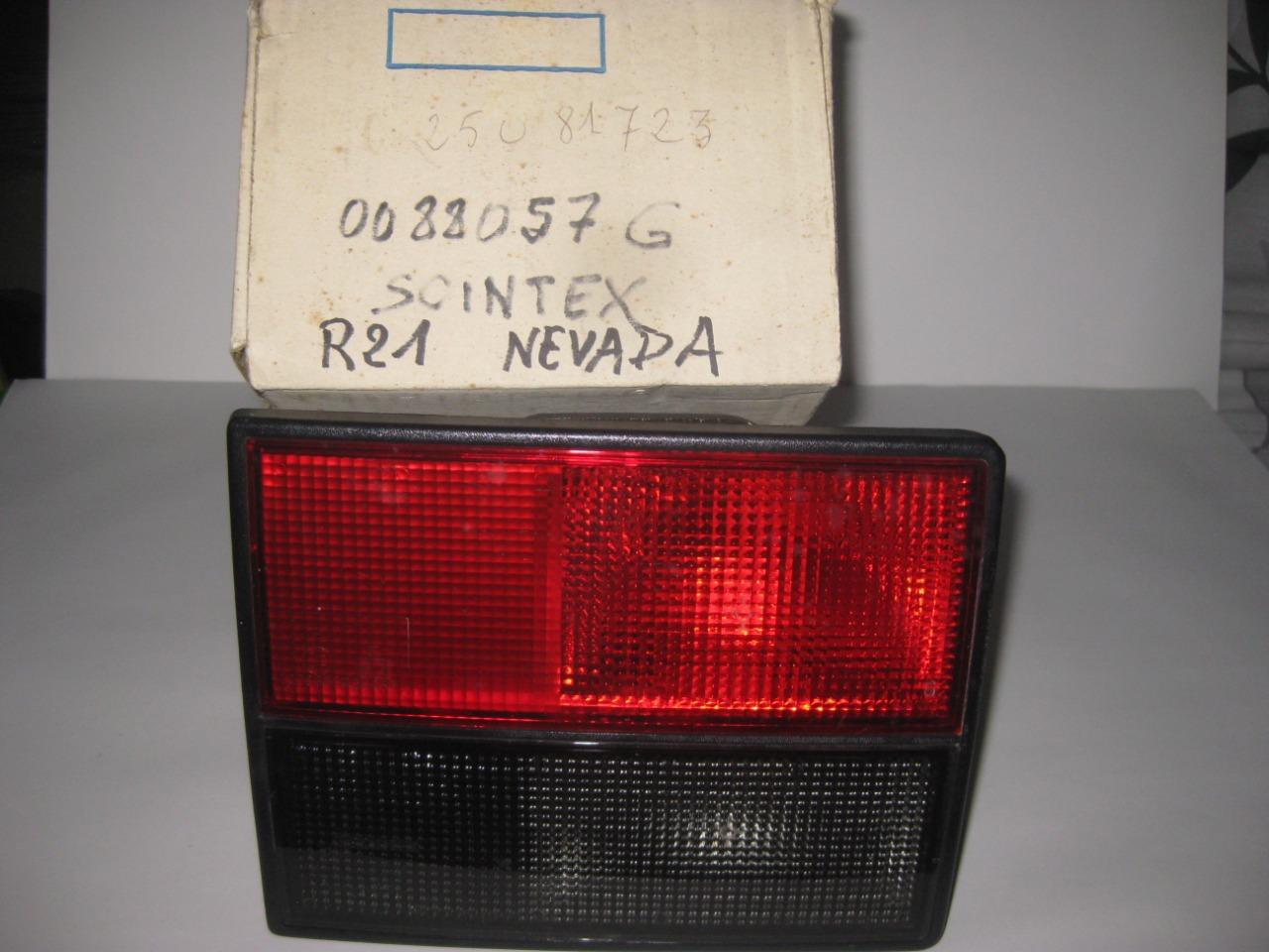 Feu arrière gauche RENAULT 21 (R21) NEVADA à vendre