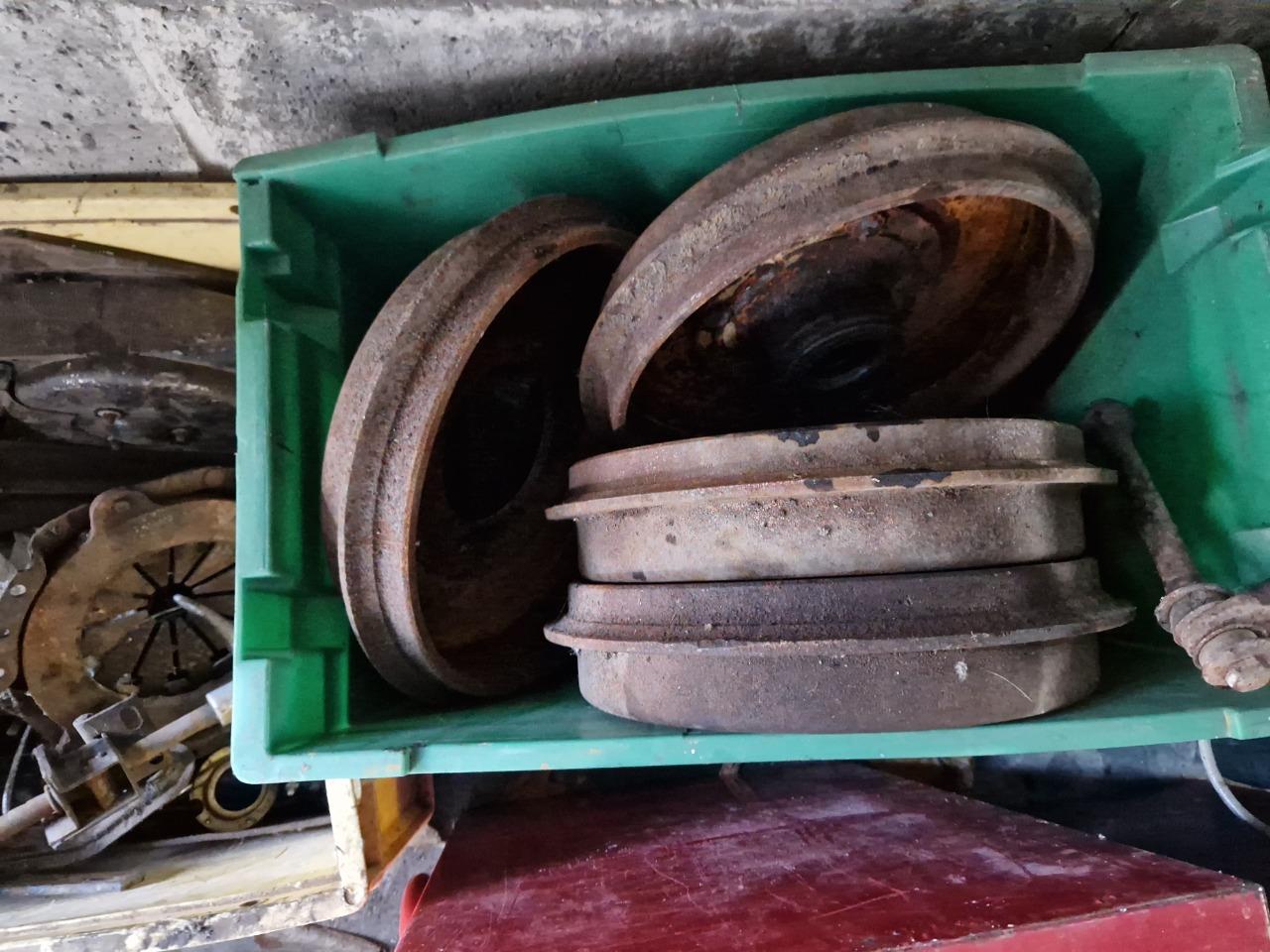 Lot de pièces SIMCA Aronde P60 à vendre