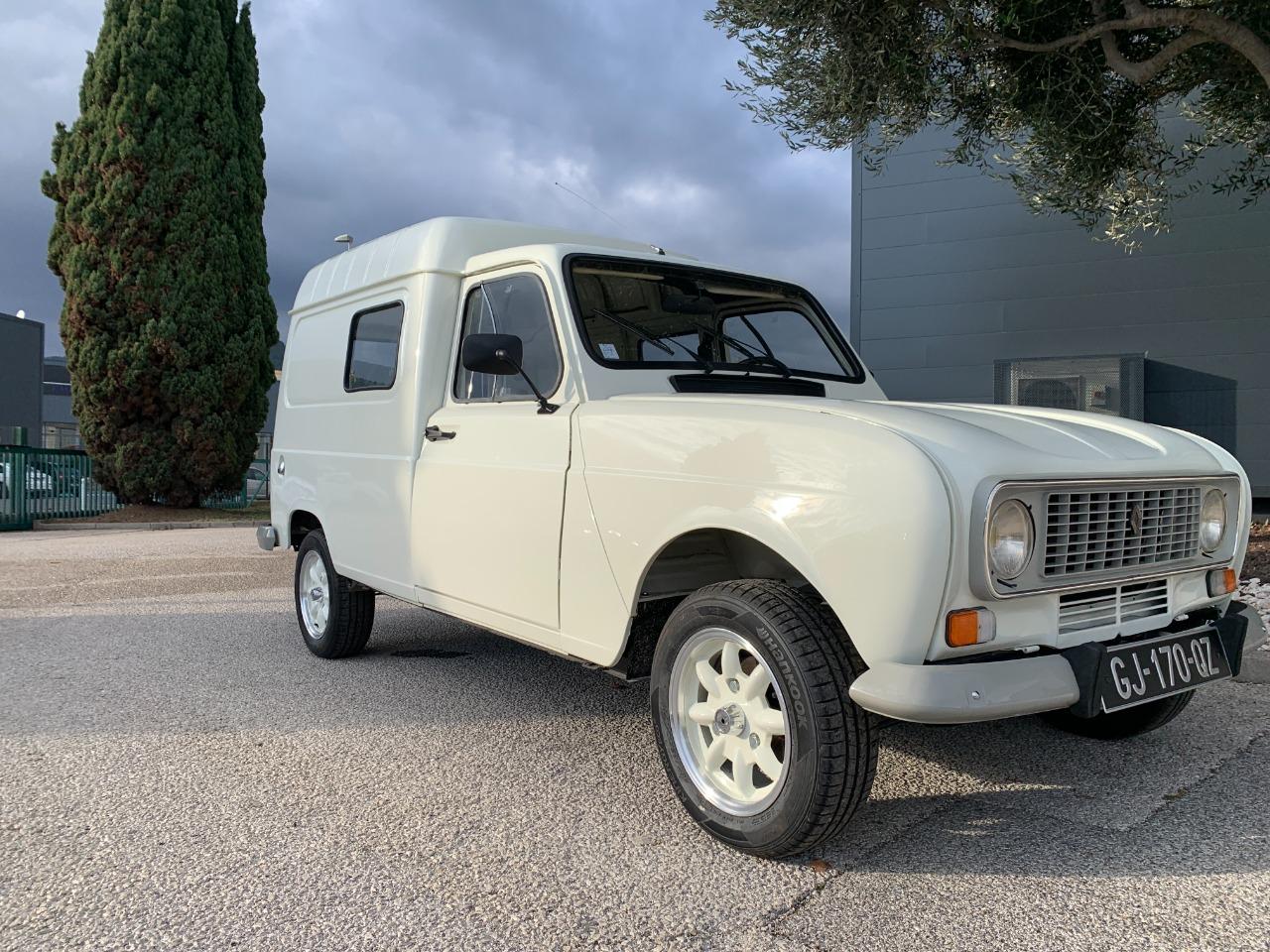 Renault 4 (R4) F6 de 1983 à vendre - voiture ancienne de collection