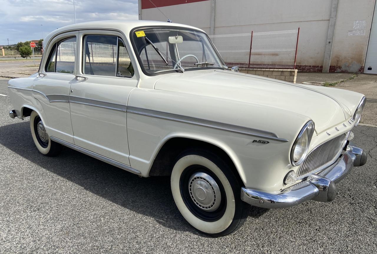 Simca Aronde P60 de collection à vendre - Annonces lesAnciennes