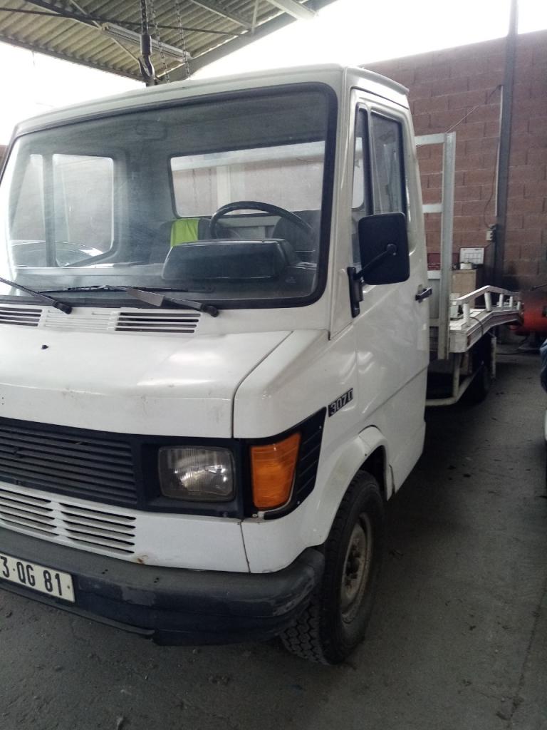 Mercedes 307 D de 1981 à vendre - utilitaire ancien de collection
