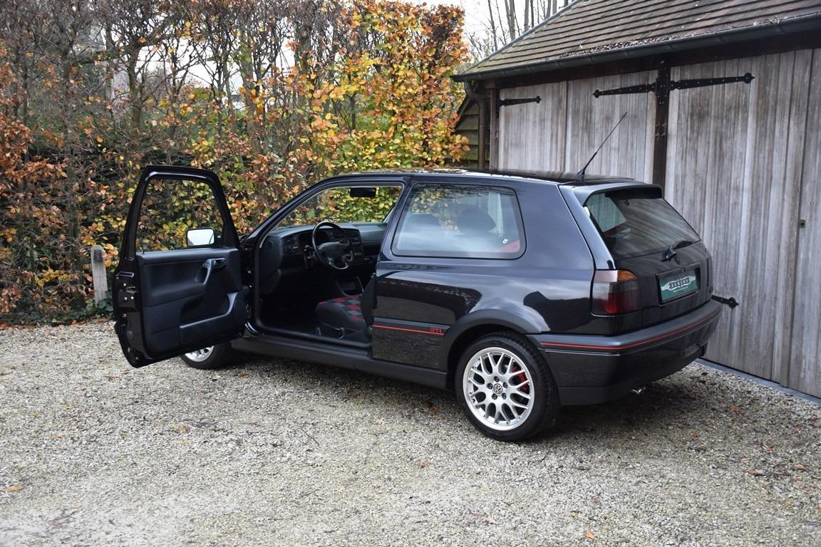 Volkswagen Golf GTI '20 Jahre' de 1997 à vendre - voiture ancienne de ...
