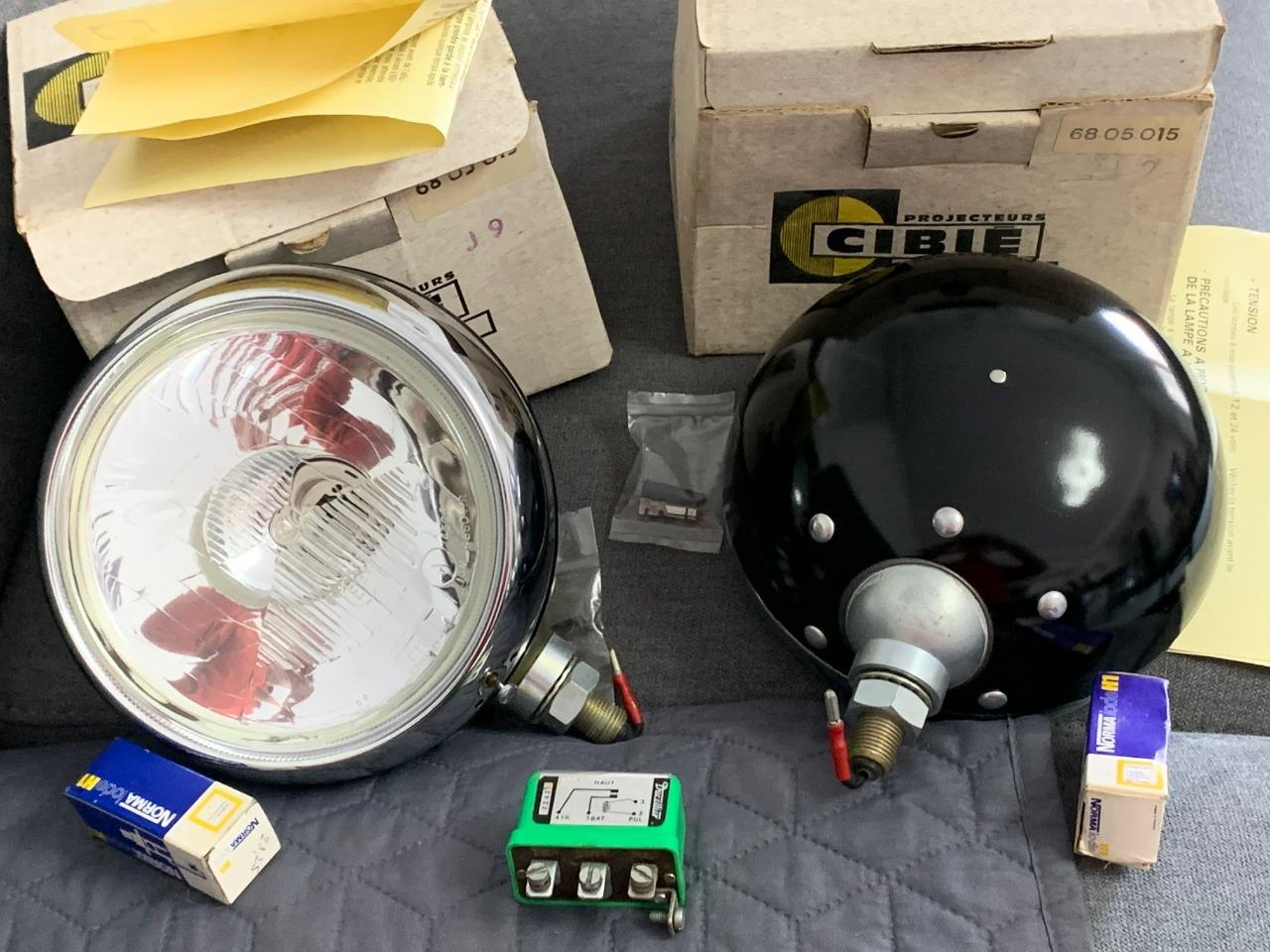 Oscars Cibié Iode, R8 Gordini, Alpine A110 à vendre
