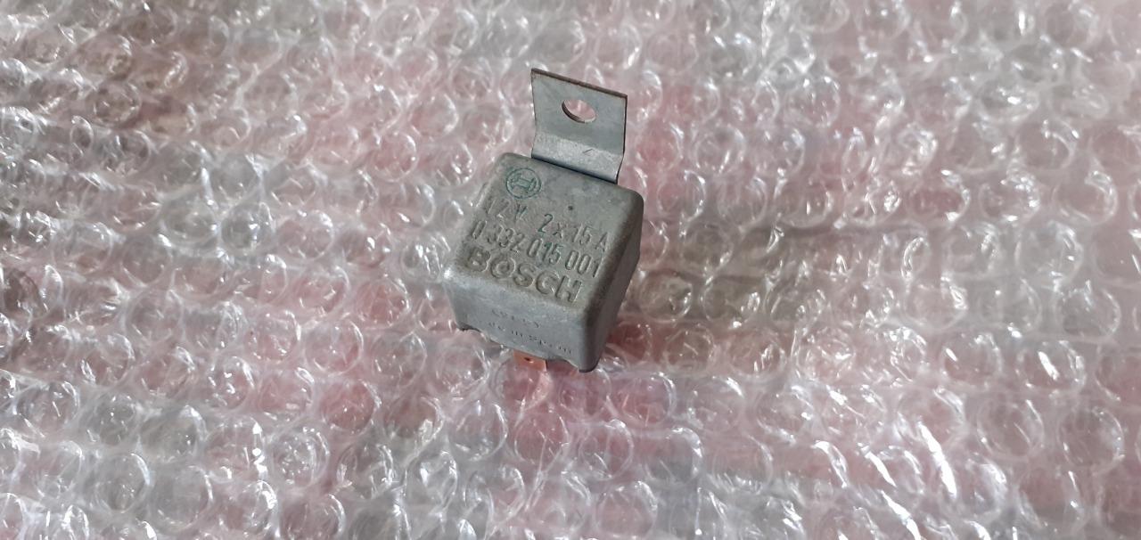 Relais Bosch 0332015001, 12v 2x45 à vendre