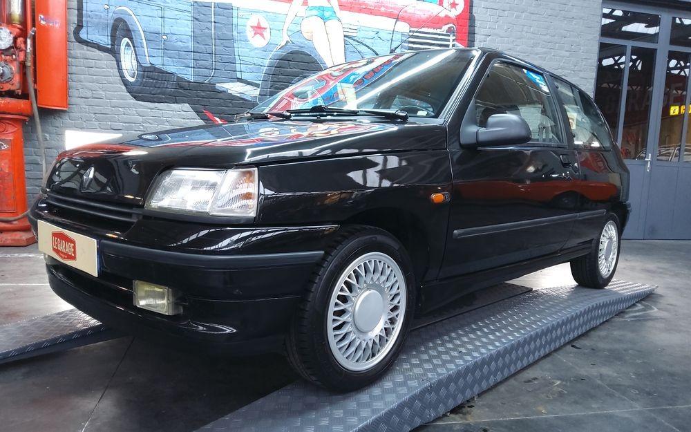 Renault Clio BACCARA de 1991 à vendre - voiture ancienne de collection