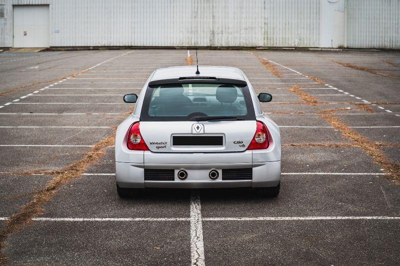Renault Clio V6 Phase II de 2005 à vendre - voiture ancienne de collection