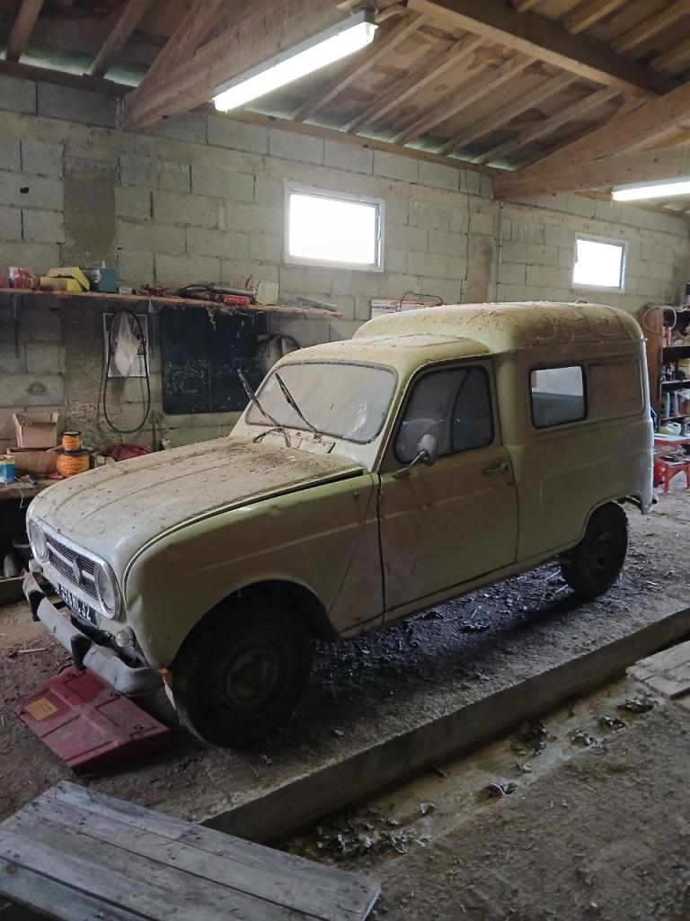 Renault 4 R4 F4 Fourgonnette De 1971 à Vendre Voiture Ancienne De Collection