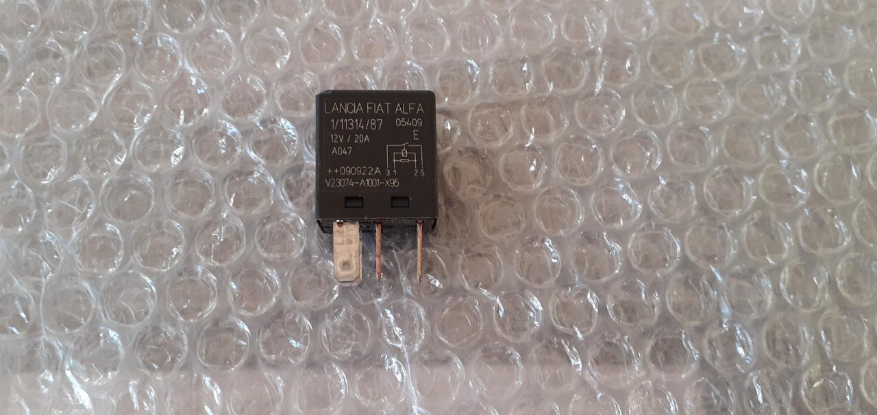 Relais neuf TYCO V23074-A1001-X95, 05409 E à vendre