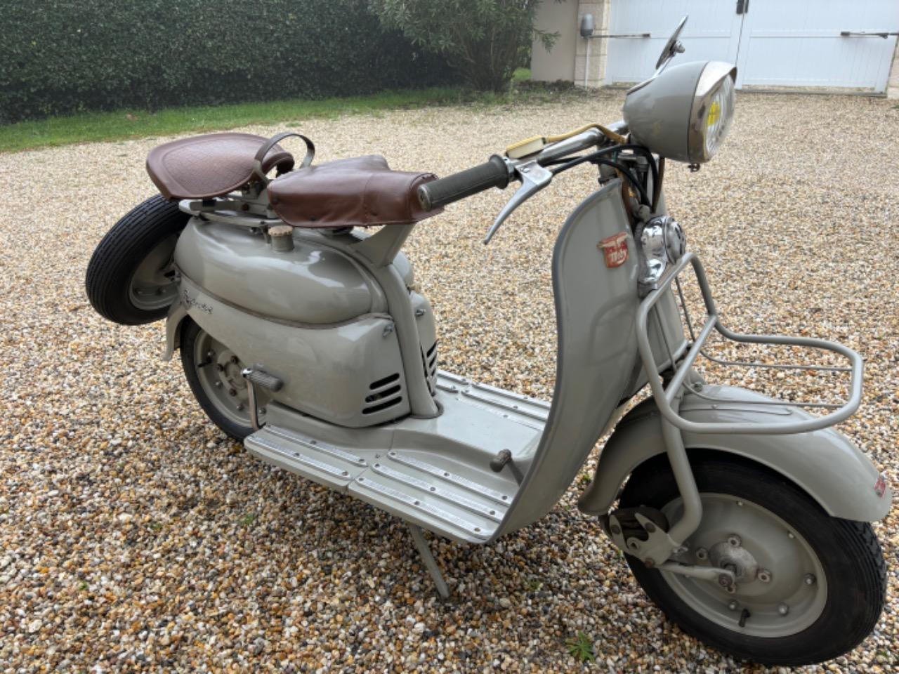Motos Motoconfort Scooter Moby de collection à vendre - Annonces ...