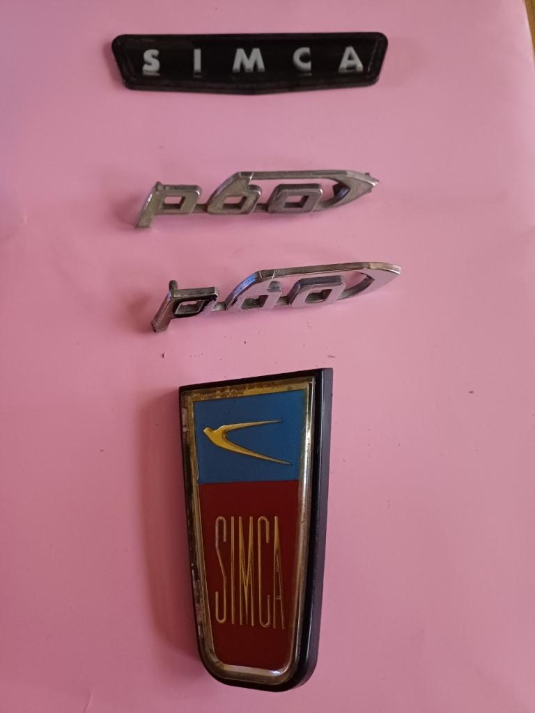 Lot de pièces SIMCA Aronde P60 à vendre