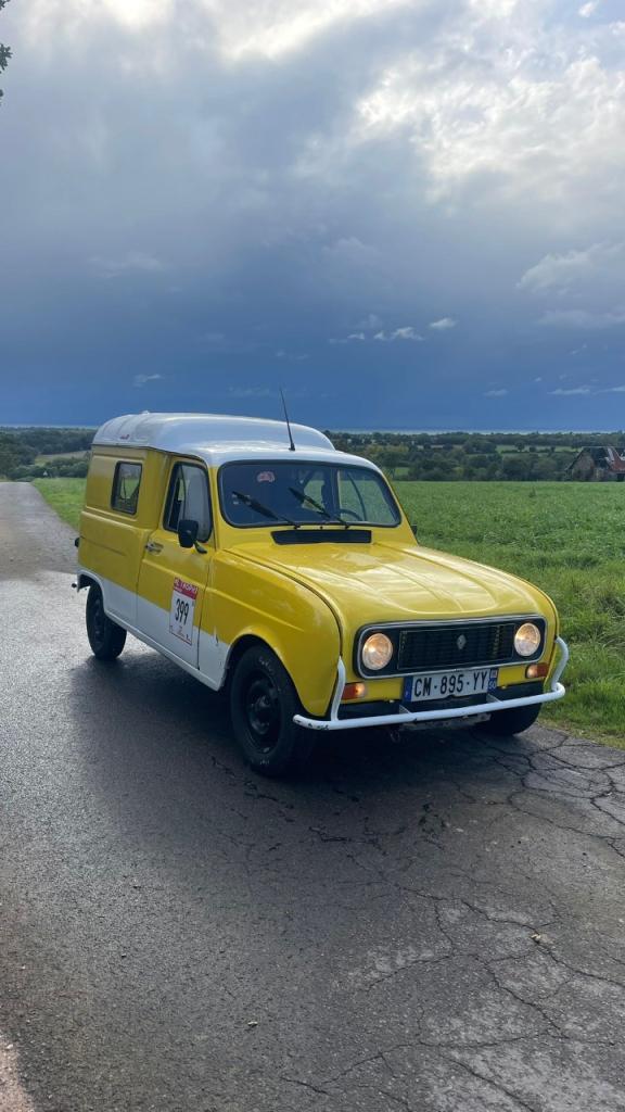 Renault F4 de collection à vendre - Annonces lesAnciennes