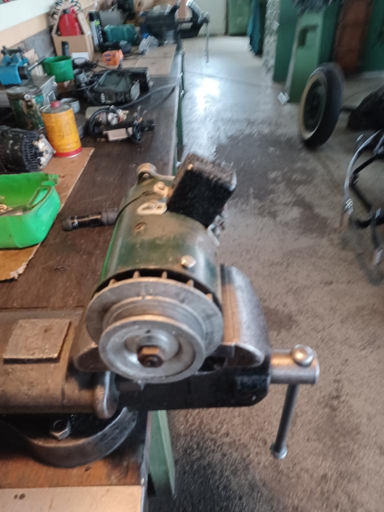 Dynamo CITROEN Traction 7 C à vendre