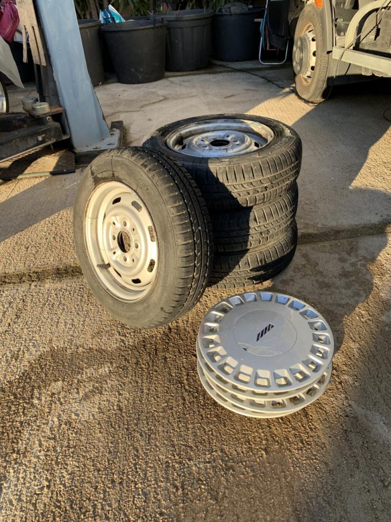 Roues AUSTIN Mini Moke portugal à vendre