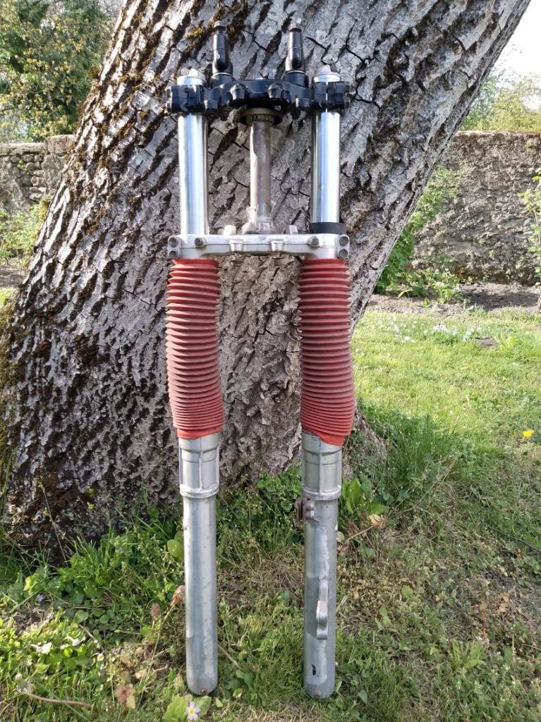Fourche complète Yamaha 600 Ténéré à vendre