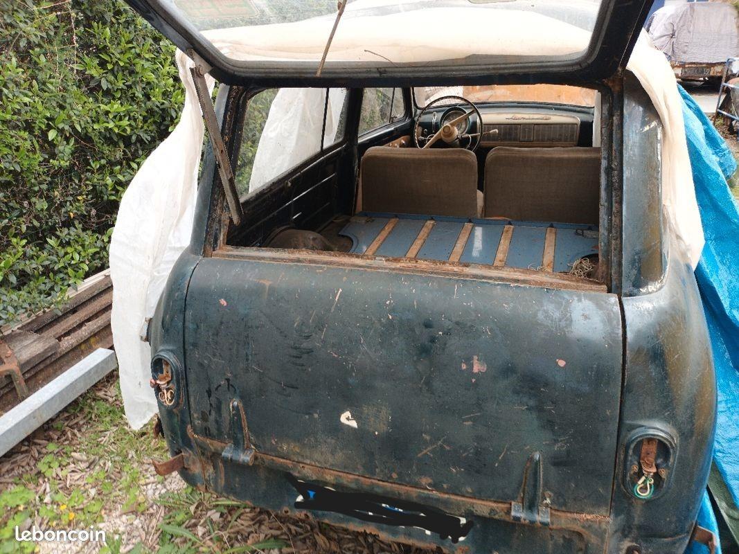 Lot de pièces SIMCA Aronde Chatelaine ou canadi à vendre