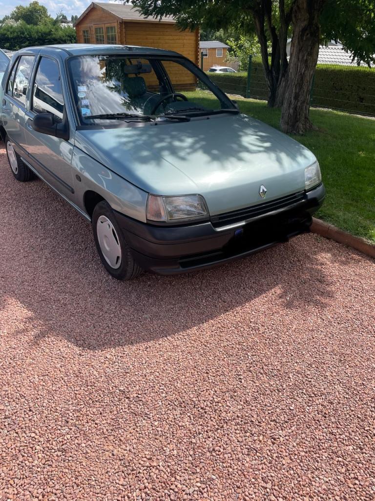 Renault Clio de 1992 à vendre - voiture ancienne de collection