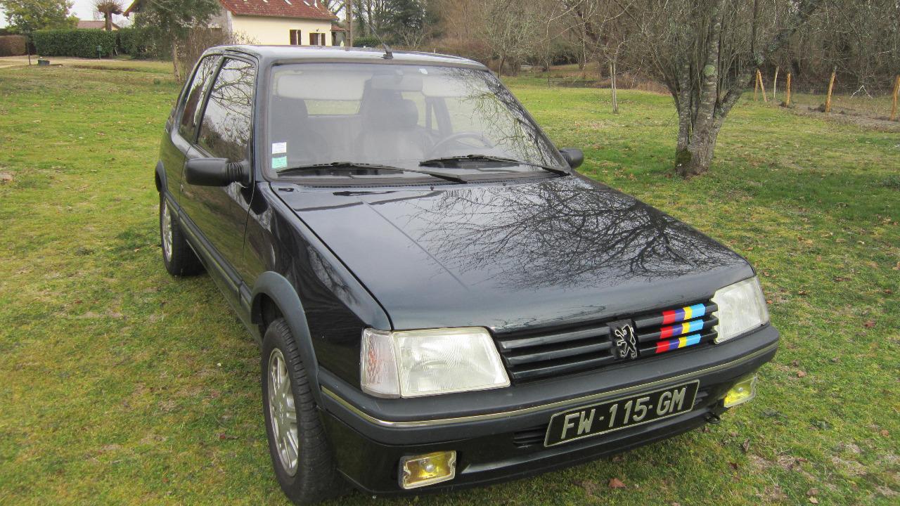 Peugeot 205 Gentry de 1992 à vendre - voiture ancienne de collection