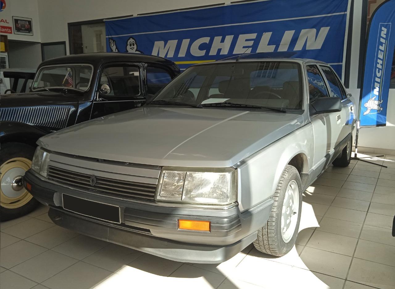 Renault 25 (R25) V6 Injection de 1987 à vendre - voiture ancienne de ...