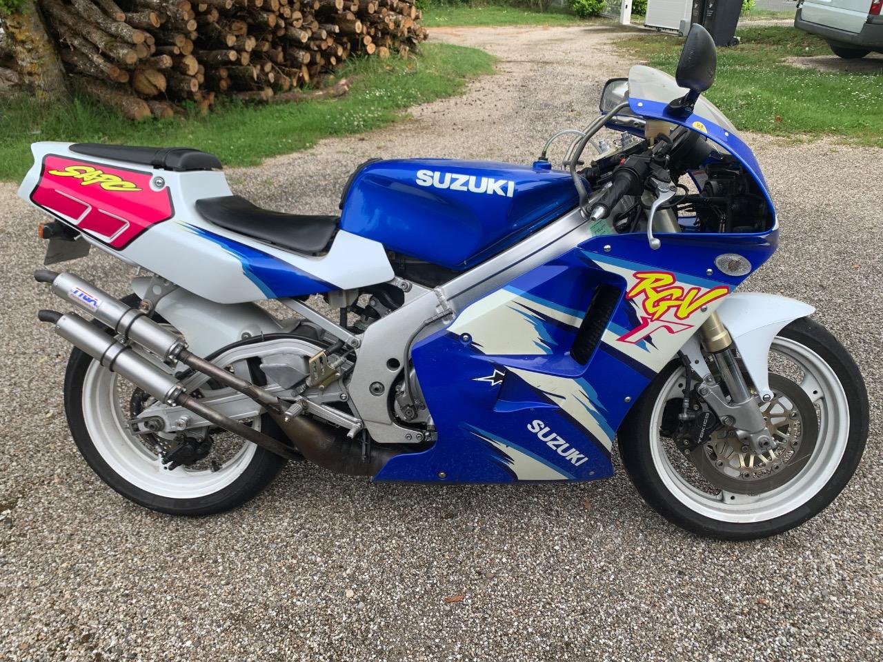 Suzuki RG 250 RGV VJ22 A de 1994 à vendre - moto ancienne de collection