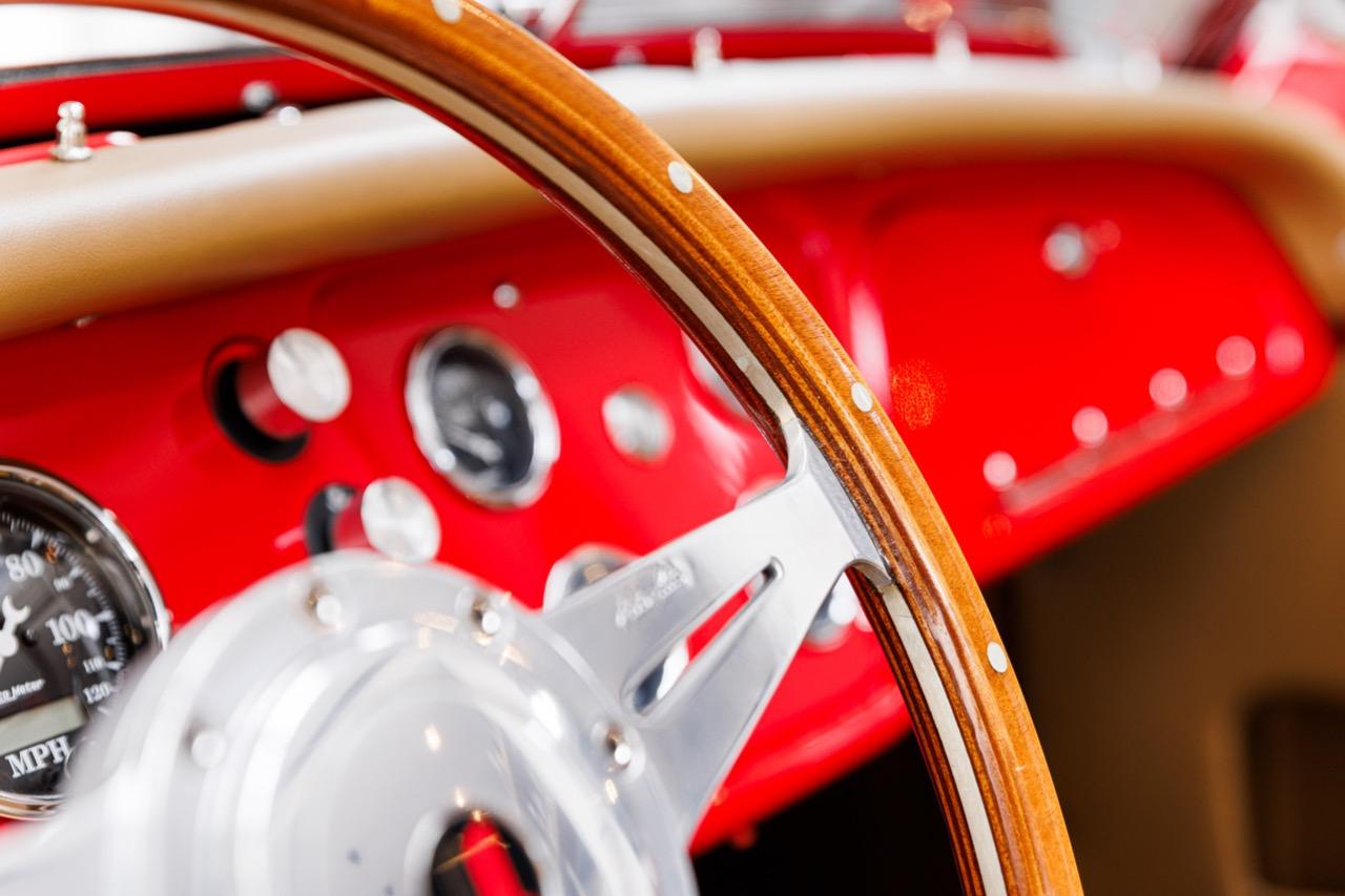 Triumph TR3 V8 Restomod de 1957 à vendre - voiture ancienne de collection