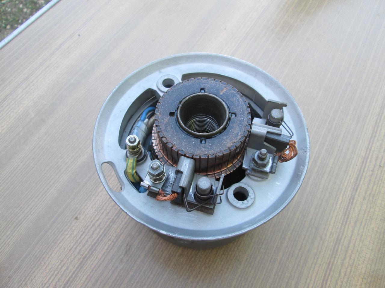 DYNAMO DUCELLIER CITROEN 2CV à vendre | Page 437