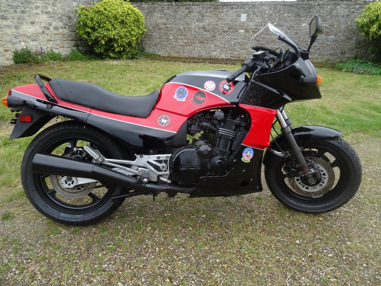 Kawasaki gpz 900 r top gun top gun de 1985 à vendre - moto ancienne de ...
