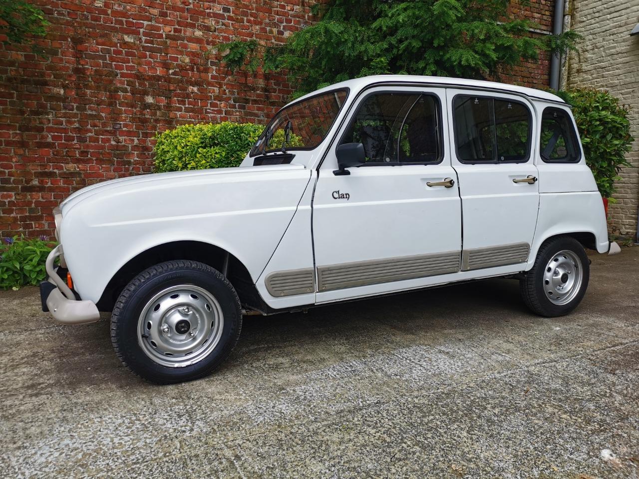 Renault R4 de collection à vendre - Annonces lesAnciennes