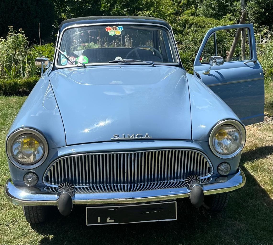 Simca Aronde P60 de collection à vendre - Annonces lesAnciennes
