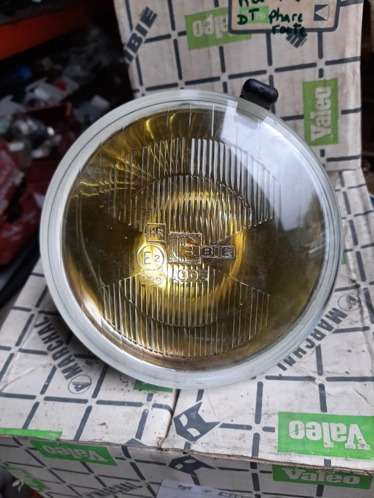 Phare RENAULT 30 (R30) à vendre