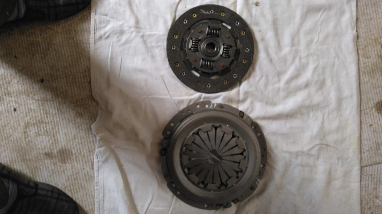 Mécanisme embrayage RENAULT à vendre