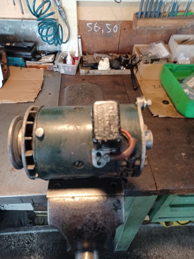 Dynamo CITROEN Traction 7 C à vendre