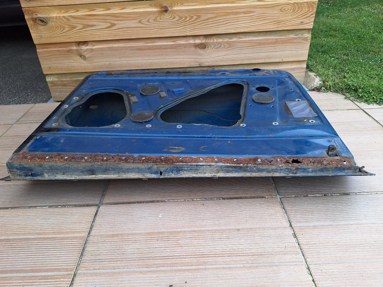 Plusieurs portes arrières Citroën DS à vendre