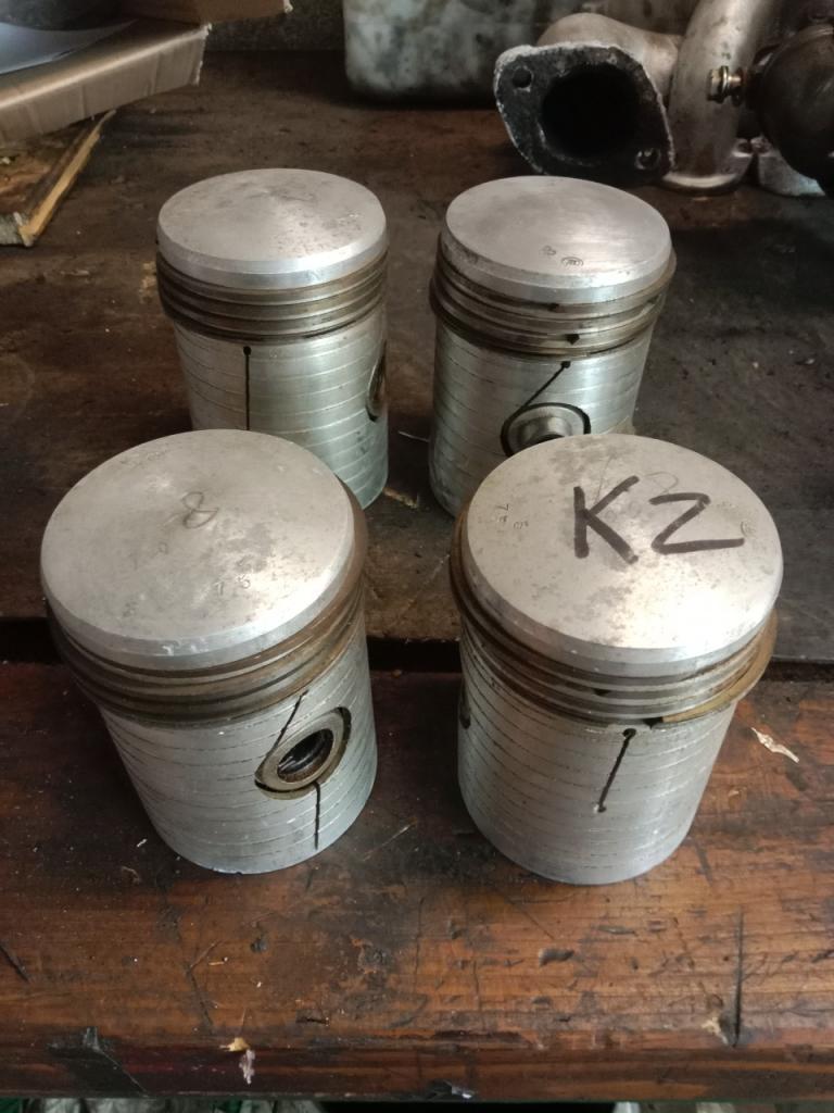 Pistons RENAULT KZ à vendre