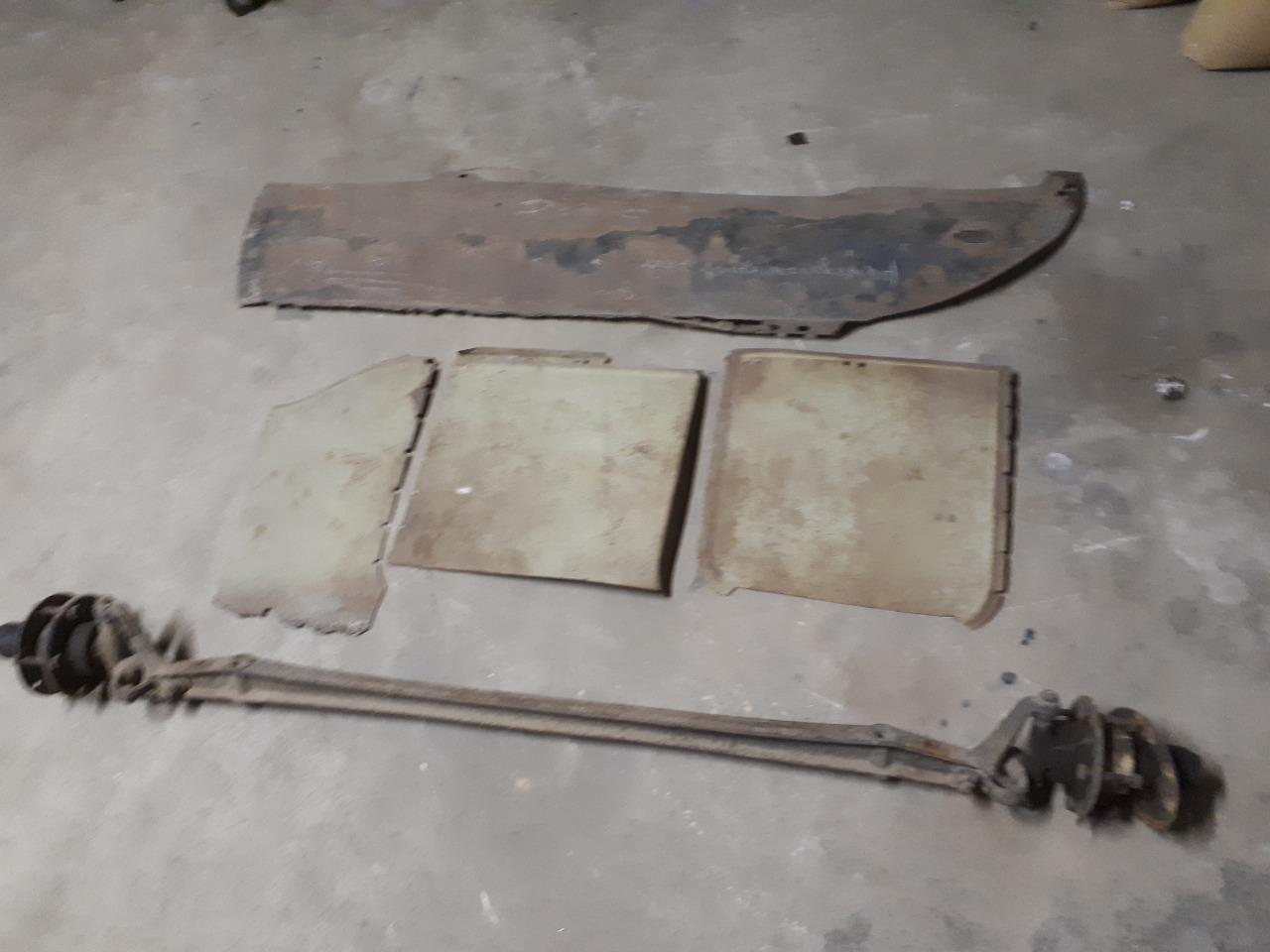 Lot de pièces FORD T à vendre