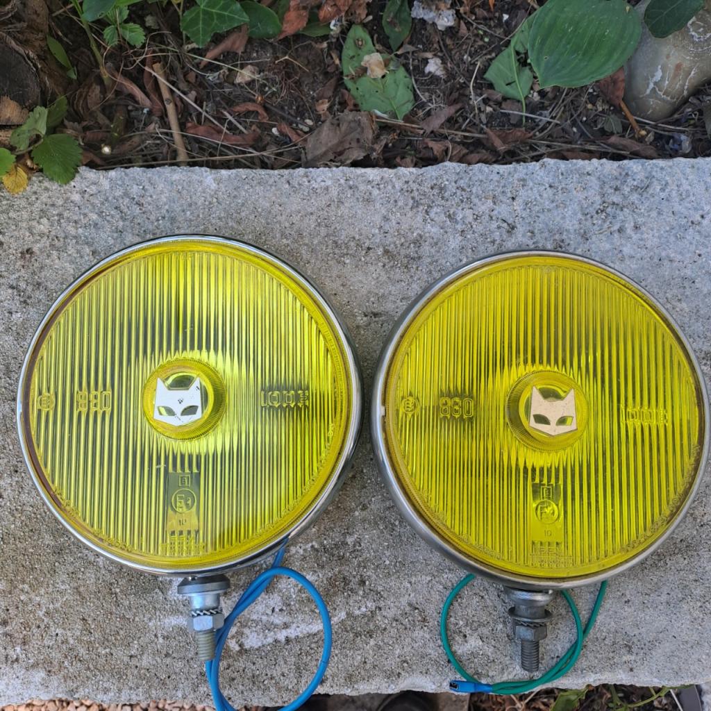 Phares marchal 880 à vendre