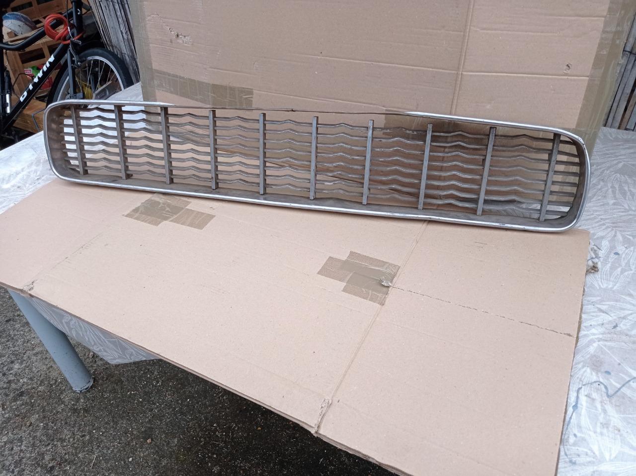 Calandre AR chrome Renault Floride/caravelle à vendre