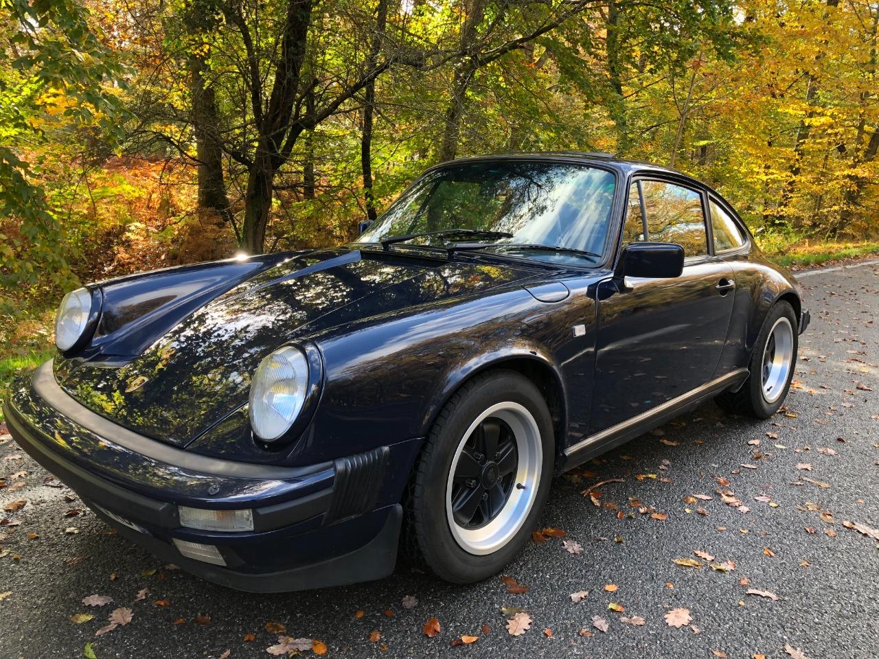 Porsche 911 Carrera Coupé 3L2 de 1988 à vendre - voiture ancienne de ...
