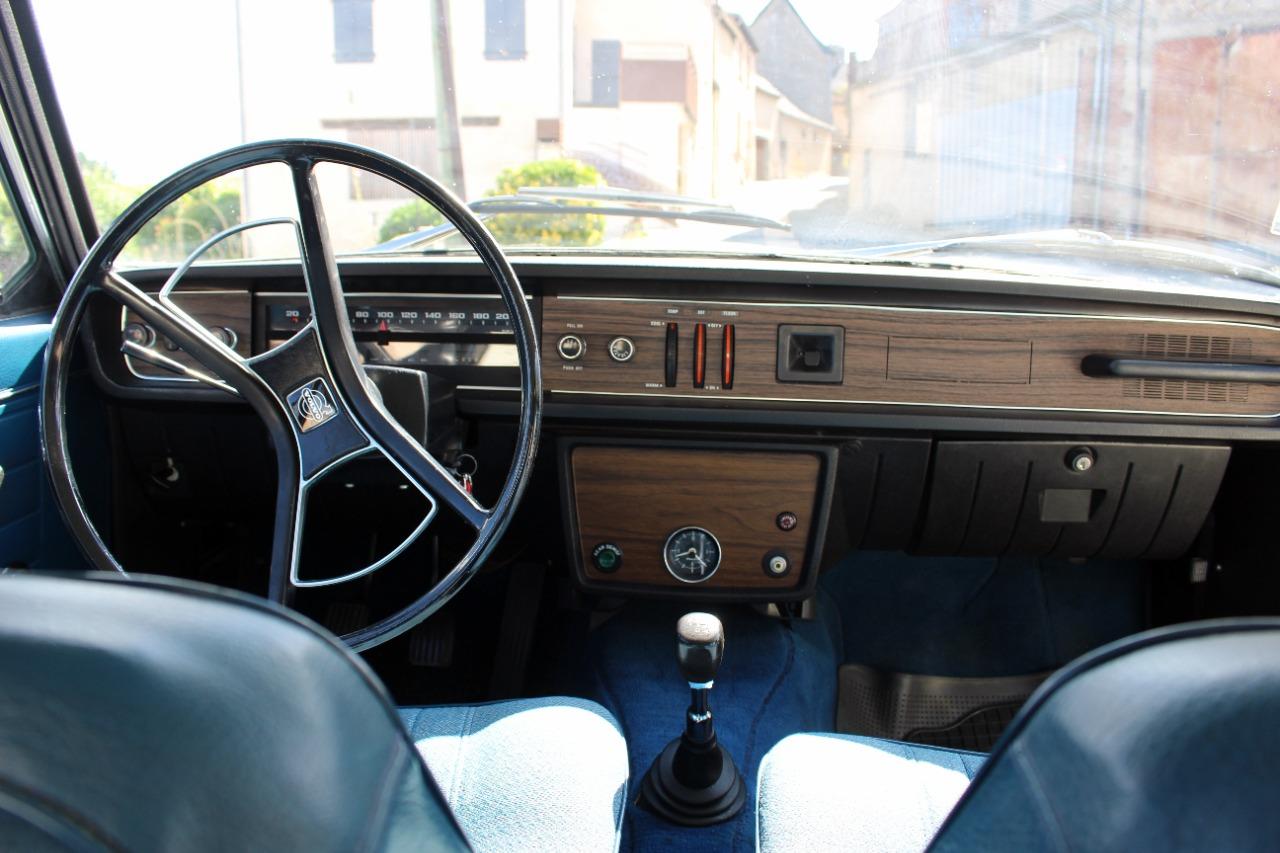 Volvo 144 de luxe de 1972 à vendre - voiture ancienne de collection